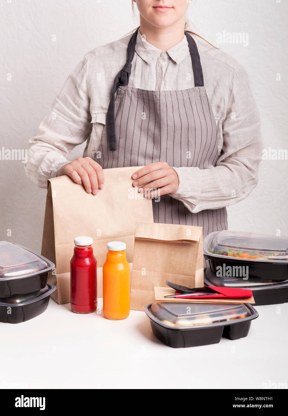 Delivery of food and water hi-res stock photography and images - Alamy