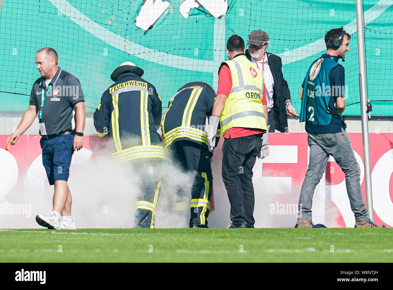 Firefighters Images High Resolution Stock Photography and Images - Alamy