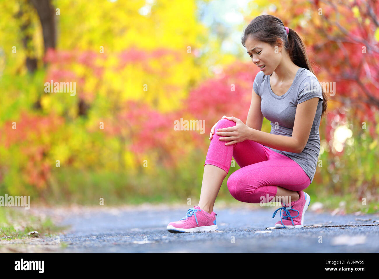 Sports running knee injury on woman in pain. Female runner with pain ...