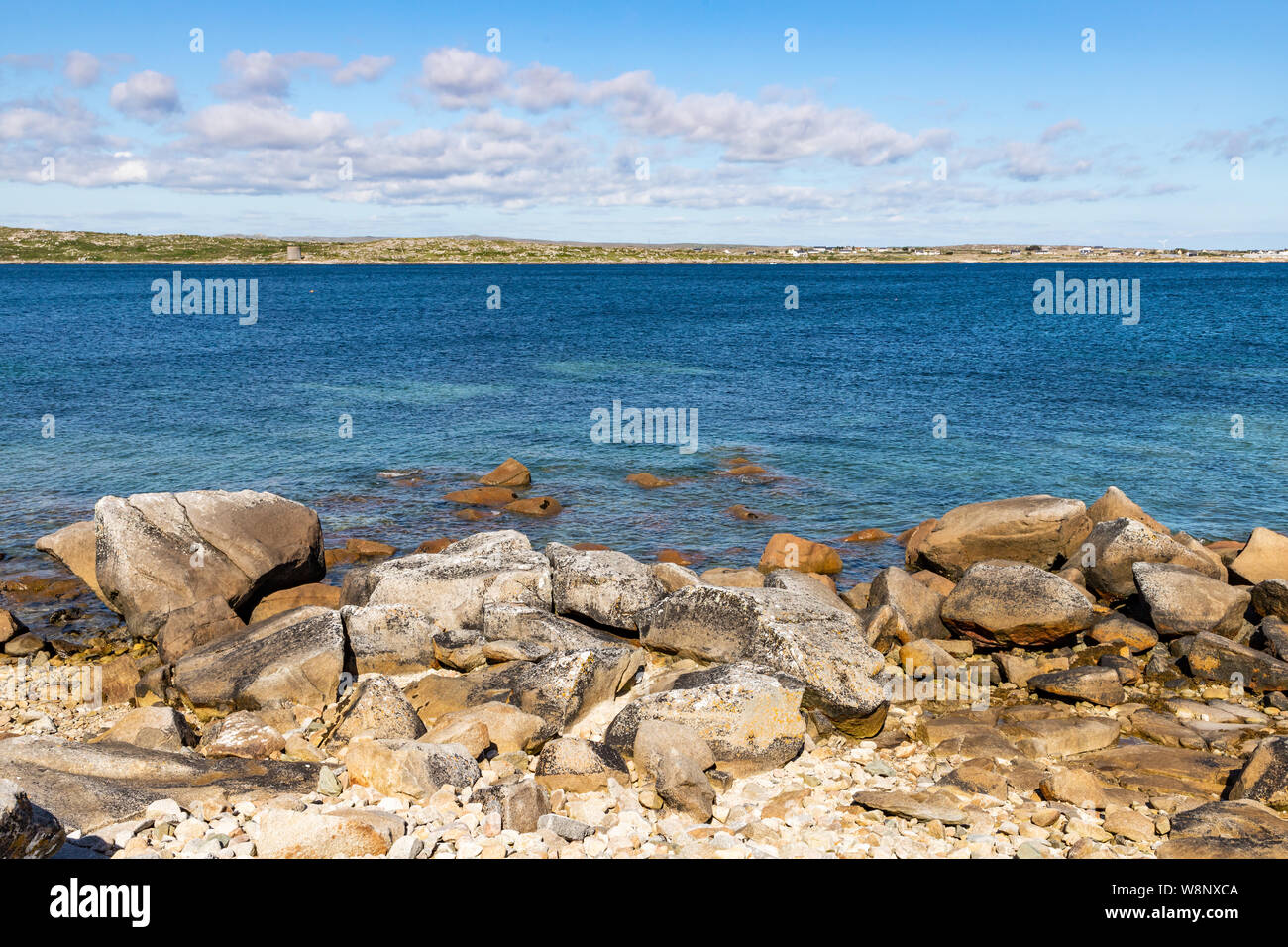 Sunny day in beach in Carraroe, Conemara, Galway, Ireland Stock Photo ...