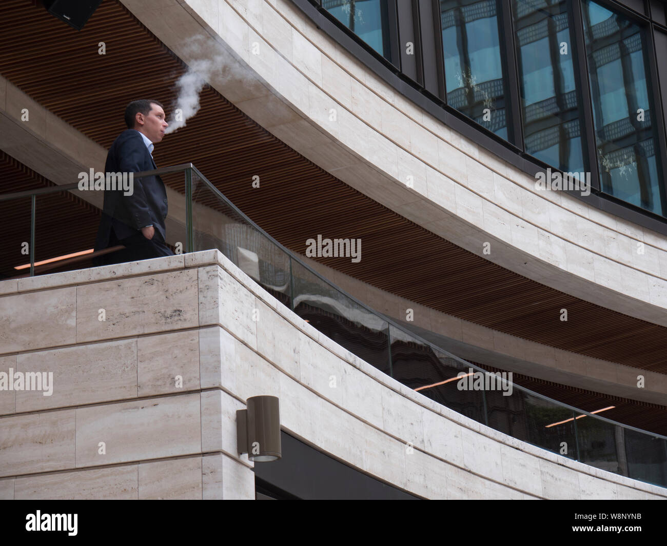 Office smoker worker hi-res stock photography and images - Alamy