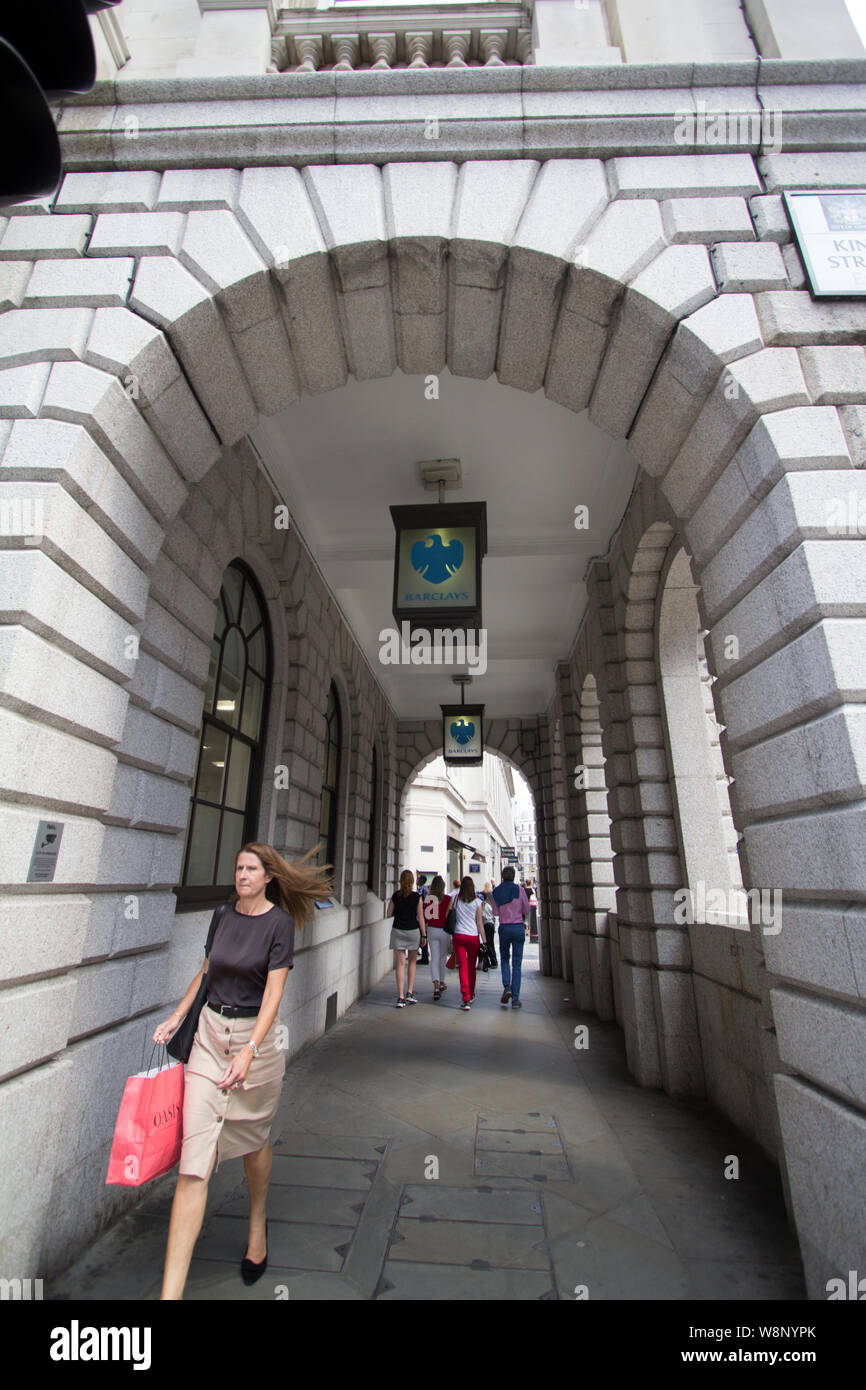 Barclays bank King Street London Stock Photo - Alamy