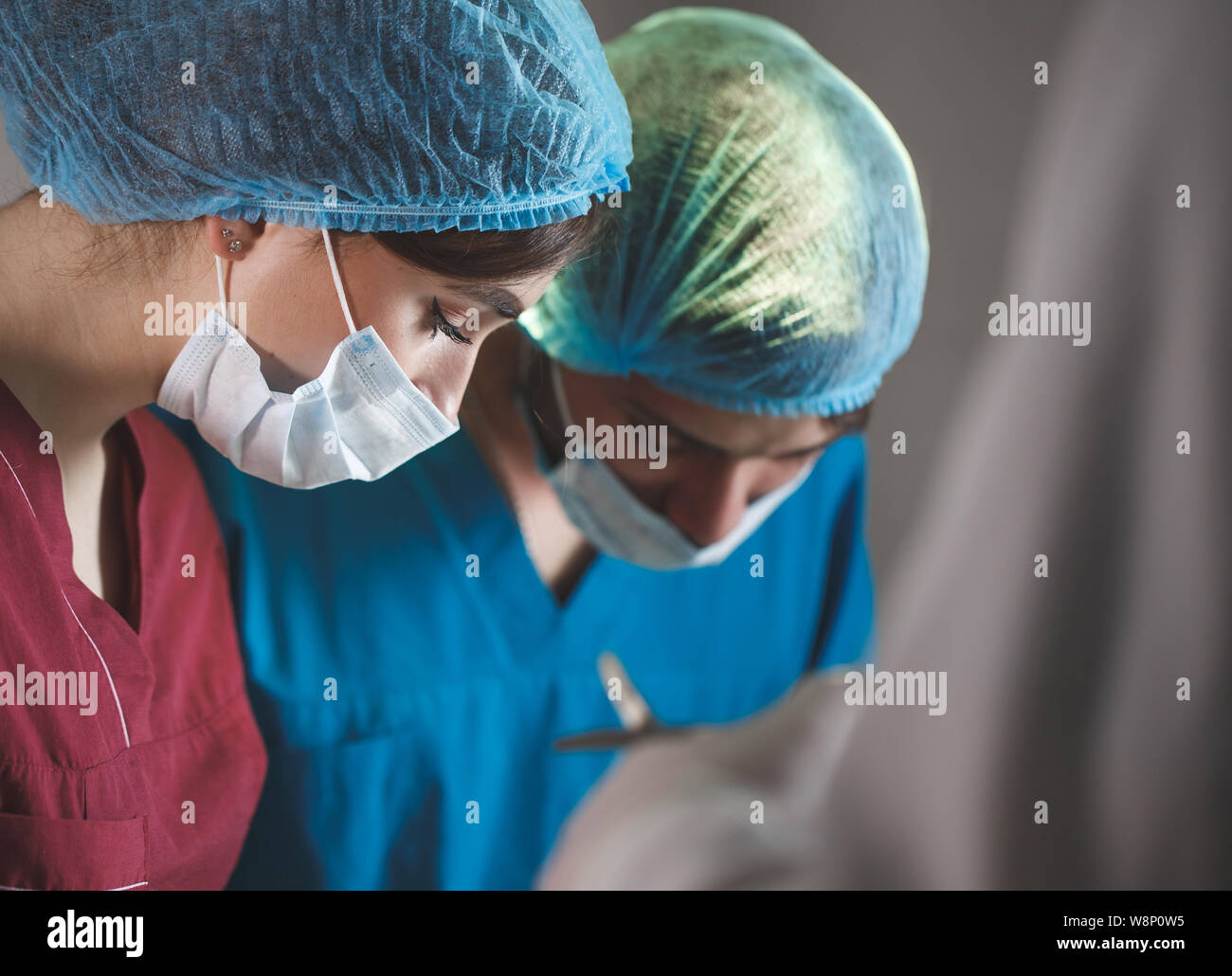 Military hospital operating room hi-res stock photography and images ...