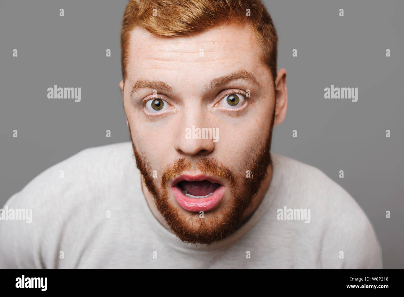Shocked face hi-res stock photography and images - Alamy