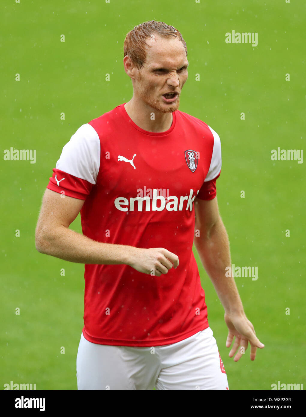 Rotherham uniteds shaun macdonald hi-res stock photography and images ...
