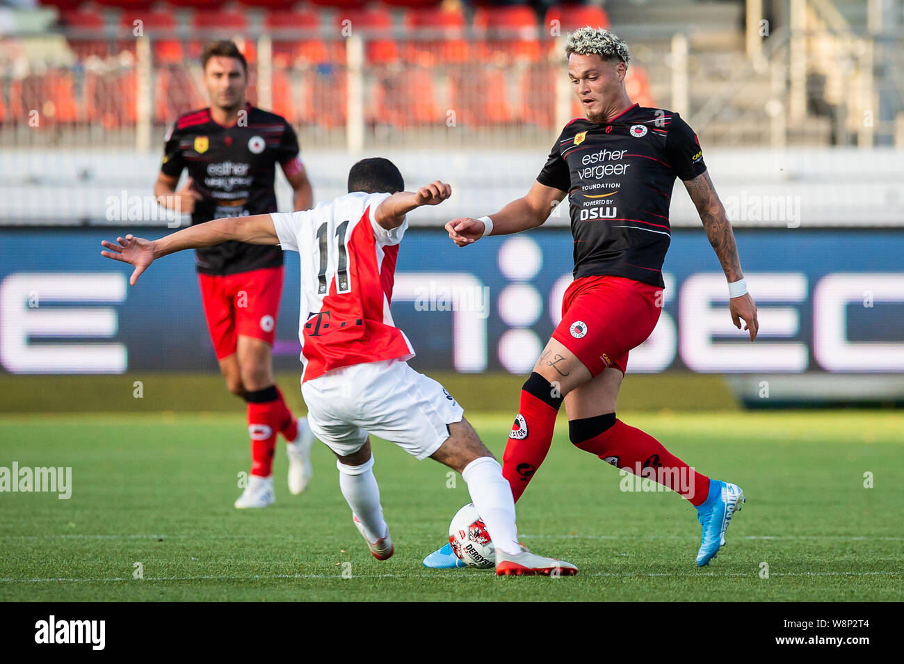 Azrak hi-res stock photography and images - Alamy