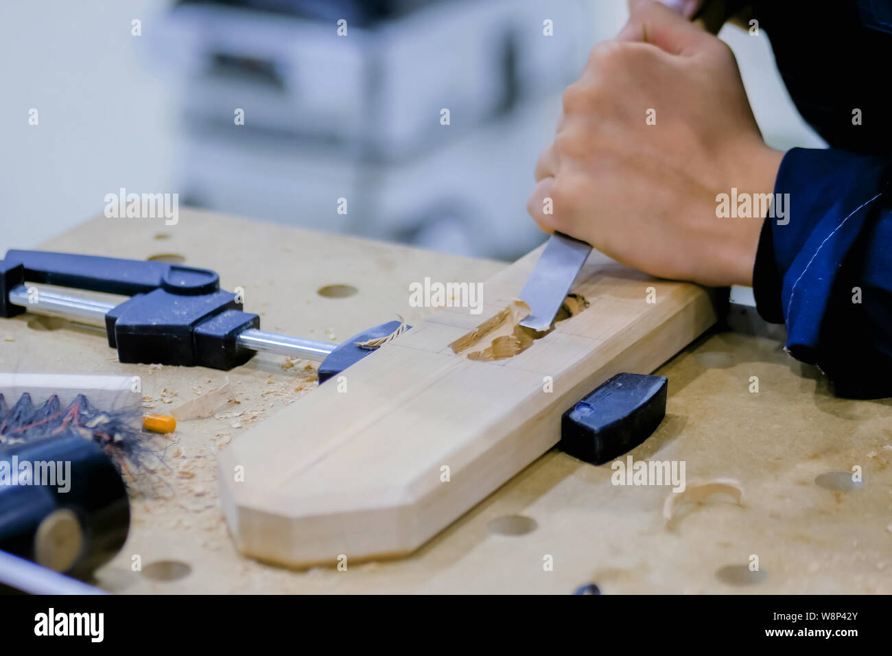 Using chisel hi-res stock photography and images - Alamy