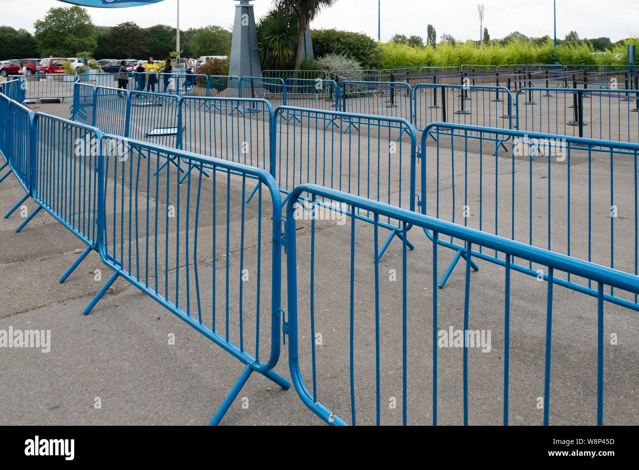 Public barrier hi-res stock photography and images - Alamy