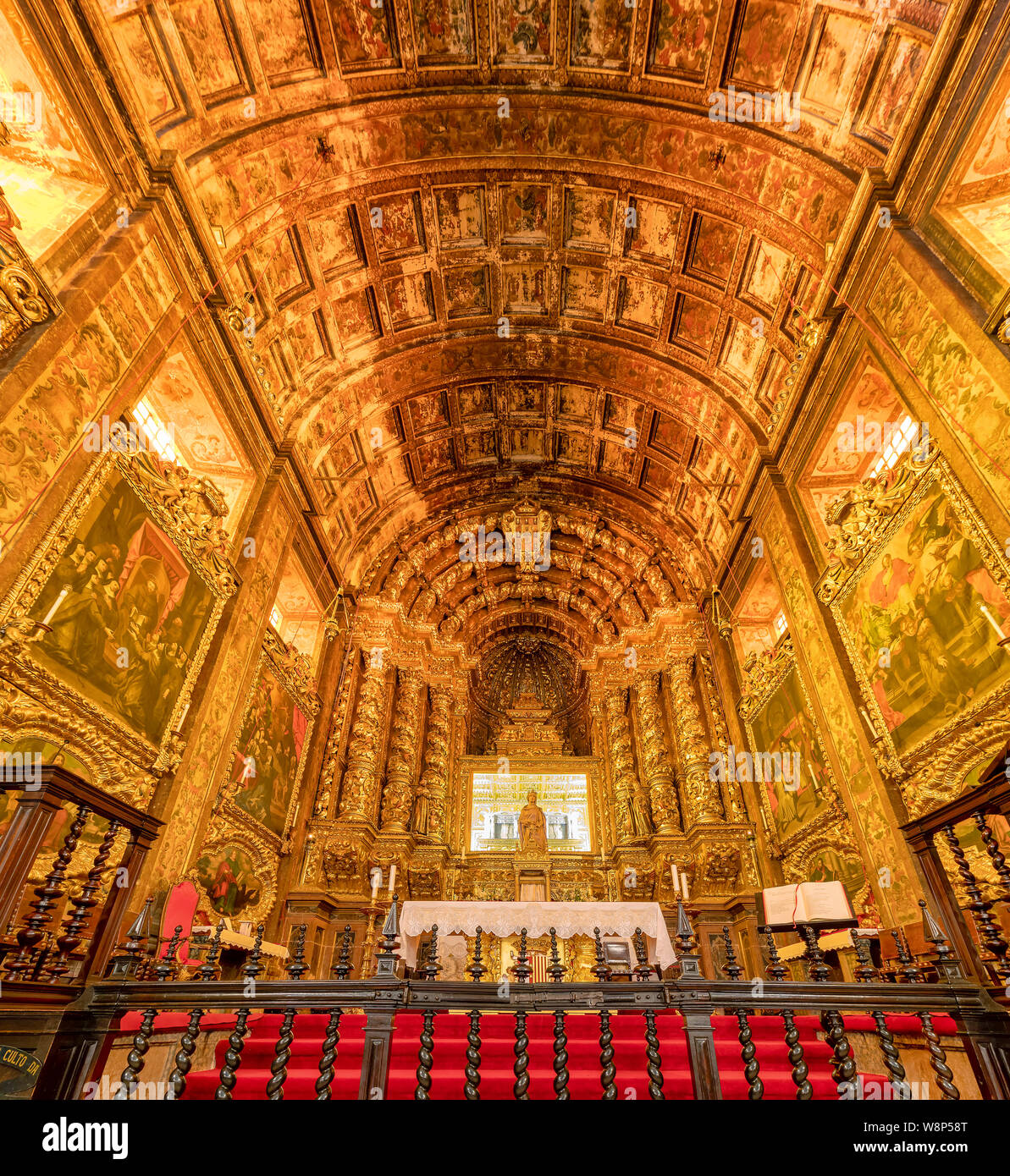 Main Altar of Monastery of Santa Clara a Nova (Saint Clare Monastery ...