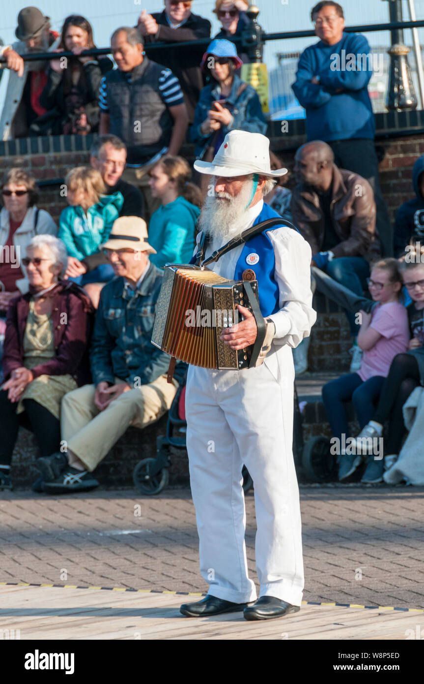 Melodeon players hi-res stock photography and images - Alamy