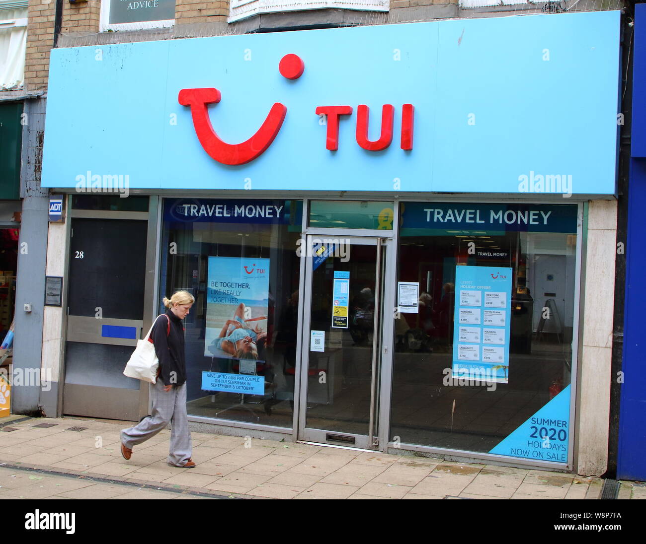 Paignton high street hi-res stock photography and images - Alamy