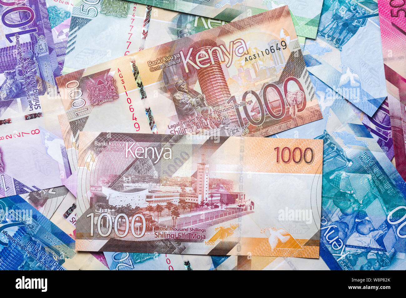Kenyan shilling notes hi-res stock photography and images - Alamy