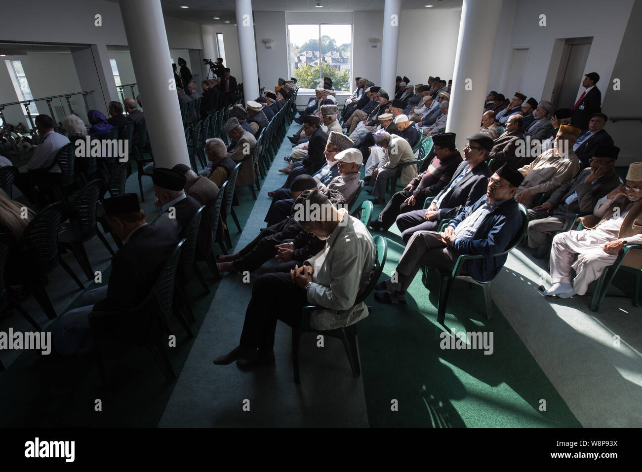 Baitul Futuh Mosque, Morden, London, UK. 2nd October 2015. Morden's ...