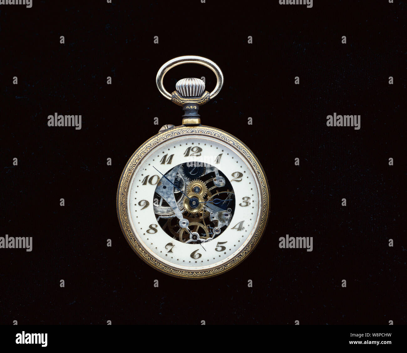 Old-Fashioned Pocket Watch Stock Photo - Alamy