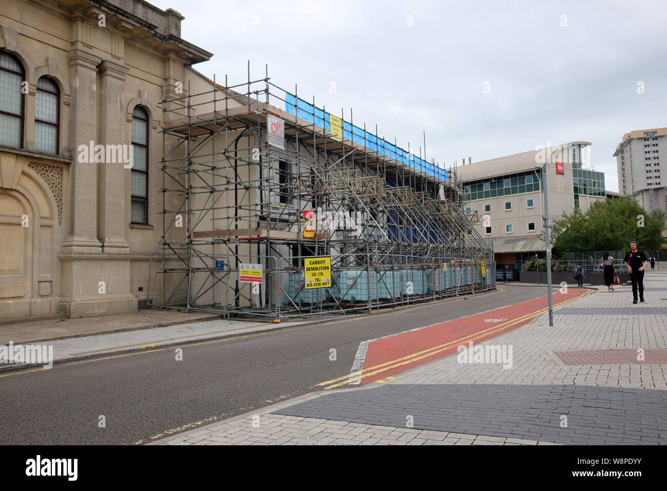 Guildford terrace cardiff hi-res stock photography and images - Alamy