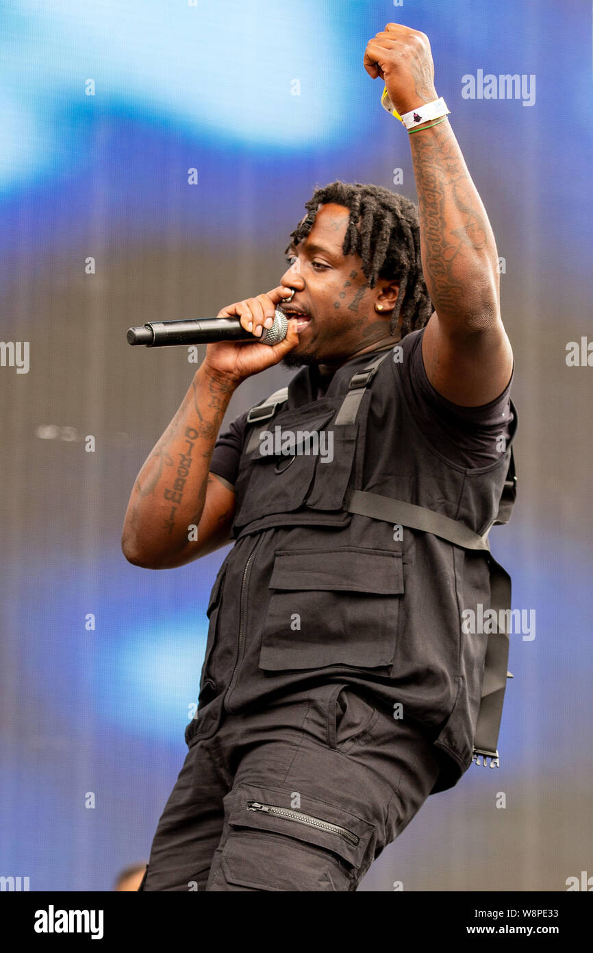 Allblack hi-res stock photography and images - Alamy