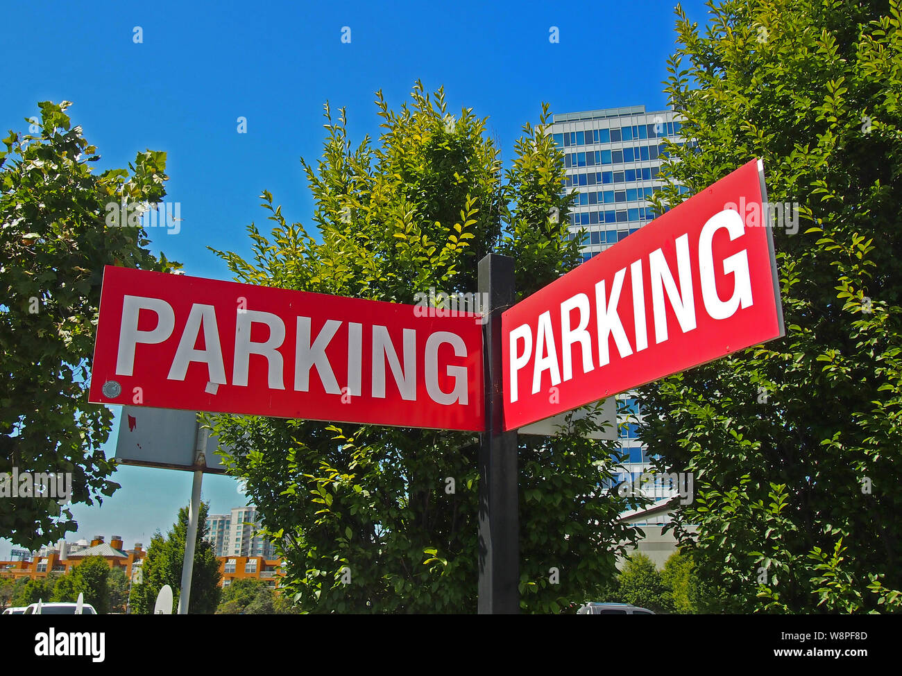 Car parking signs hi-res stock photography and images - Alamy