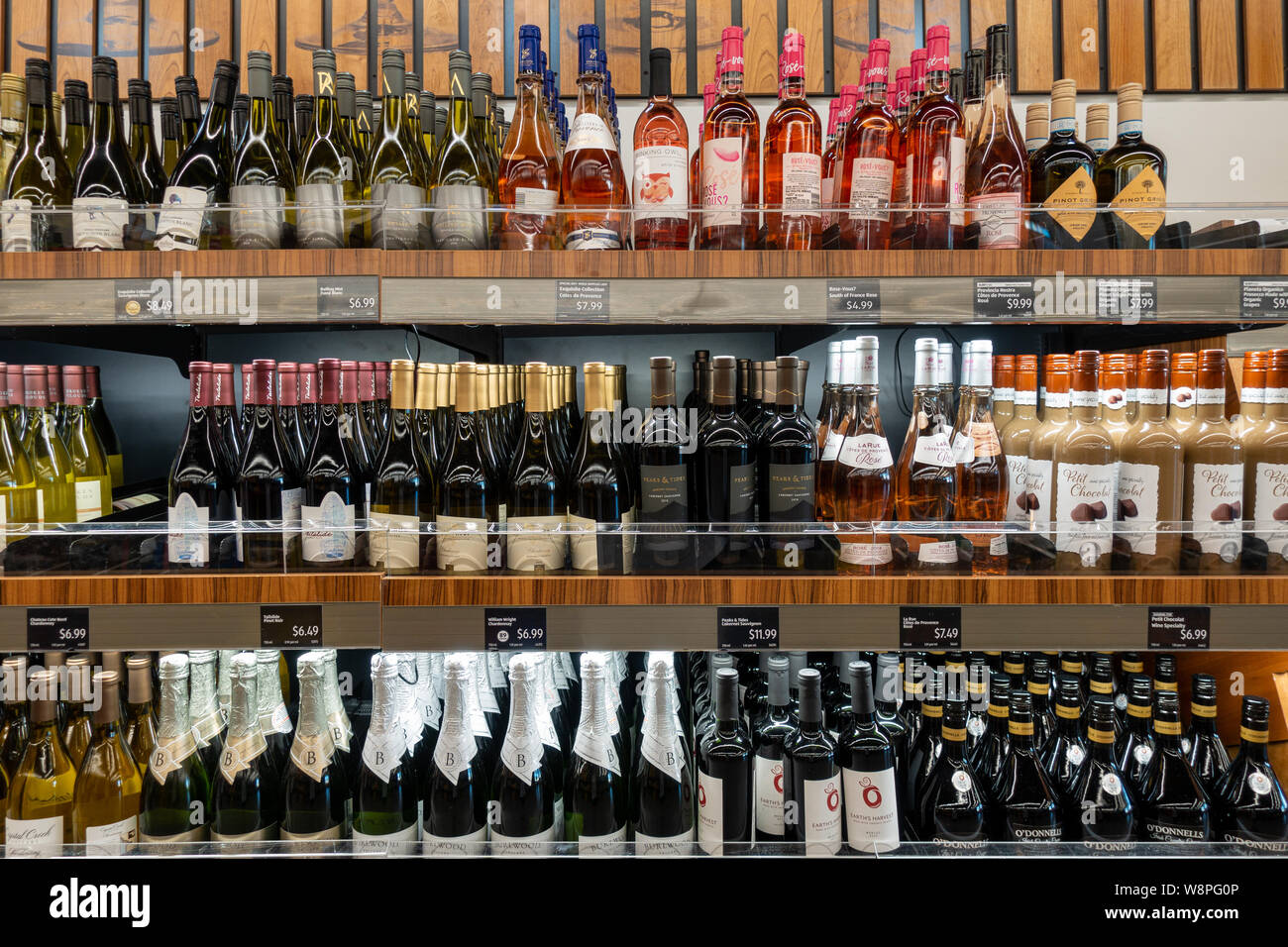 Wine rack supermarket store hi-res stock photography and images - Alamy