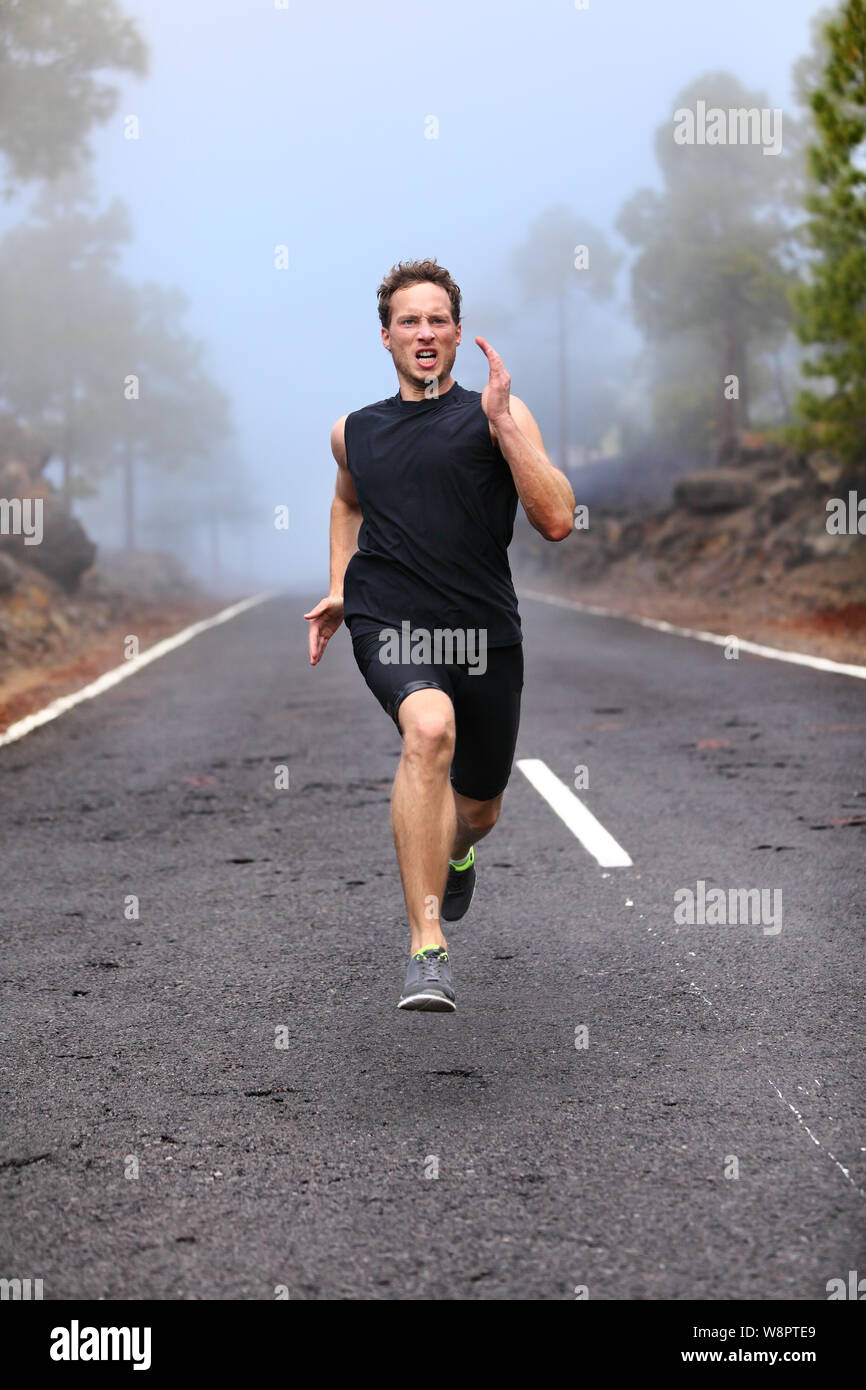Man out running on forest hi-res stock photography and images - Alamy