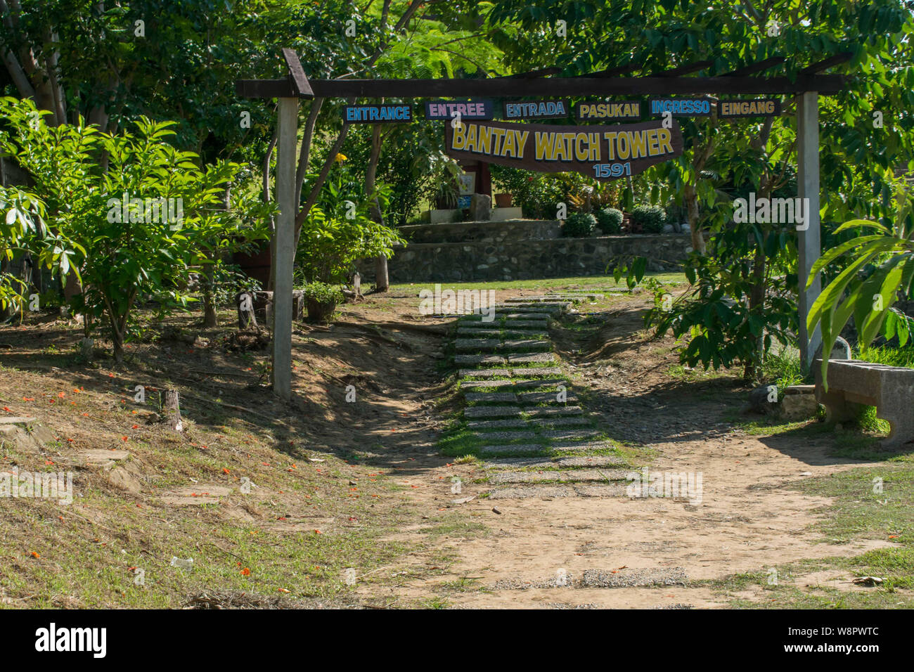 Welcome arch hi-res stock photography and images - Alamy