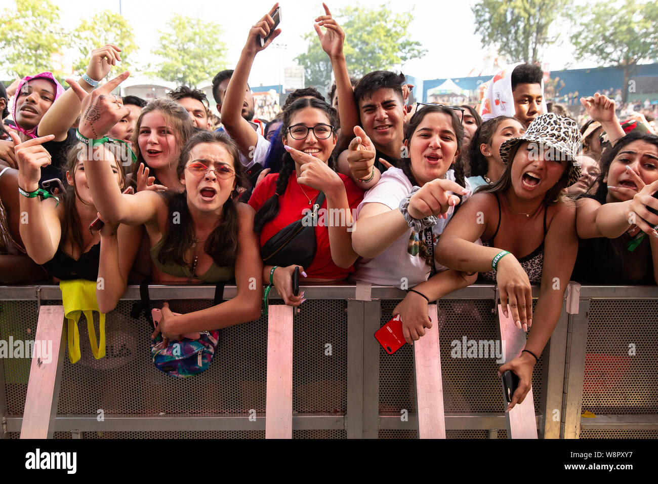 Breakout hi-res stock photography and images - Alamy