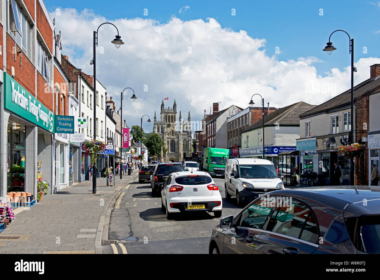 High street selby hi-res stock photography and images - Alamy
