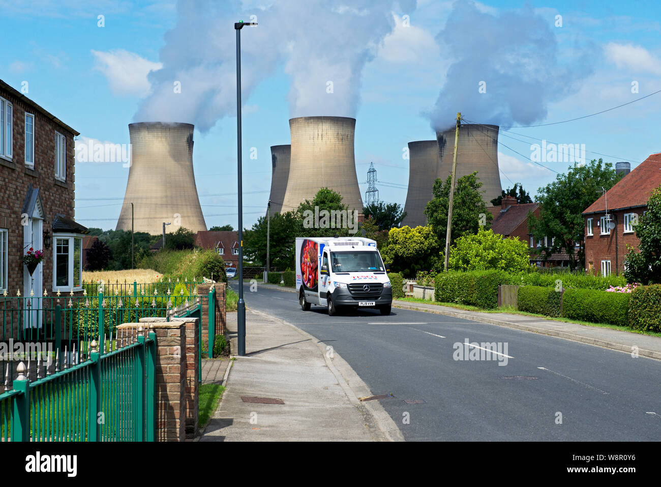 Drax village hi-res stock photography and images - Alamy