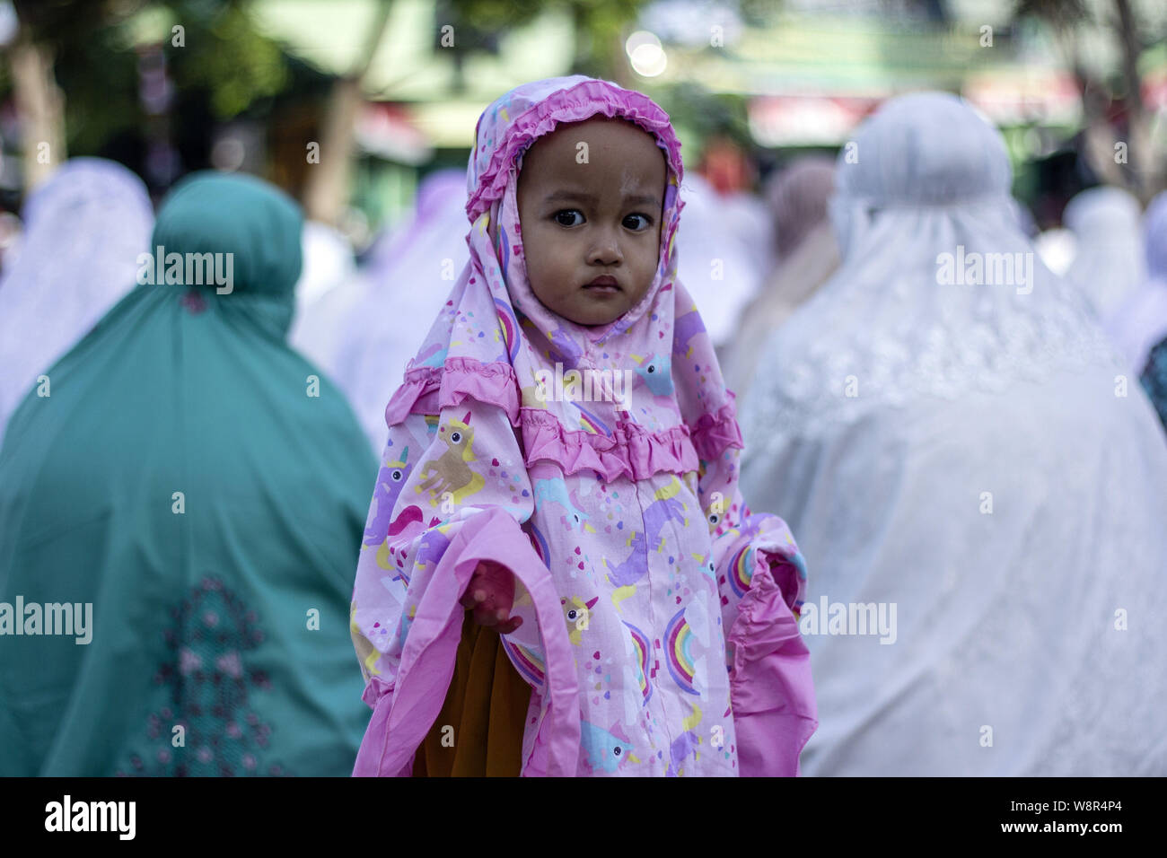Lhokseumawe, Aceh, Indonesia. 11th Aug, 2019. An Acehnese Muslim girl ...