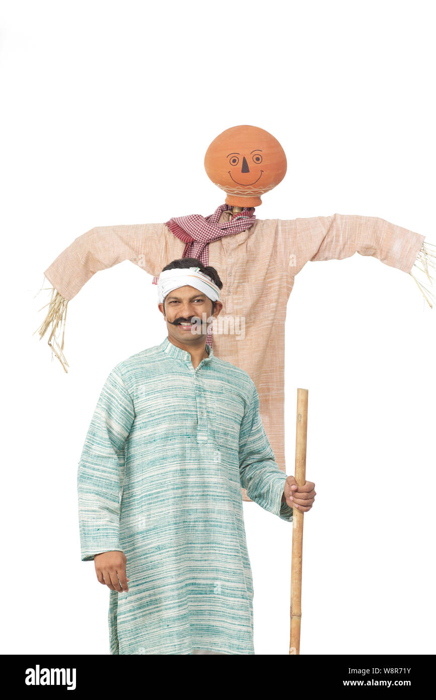 Real scarecrow hi-res stock photography and images - Alamy