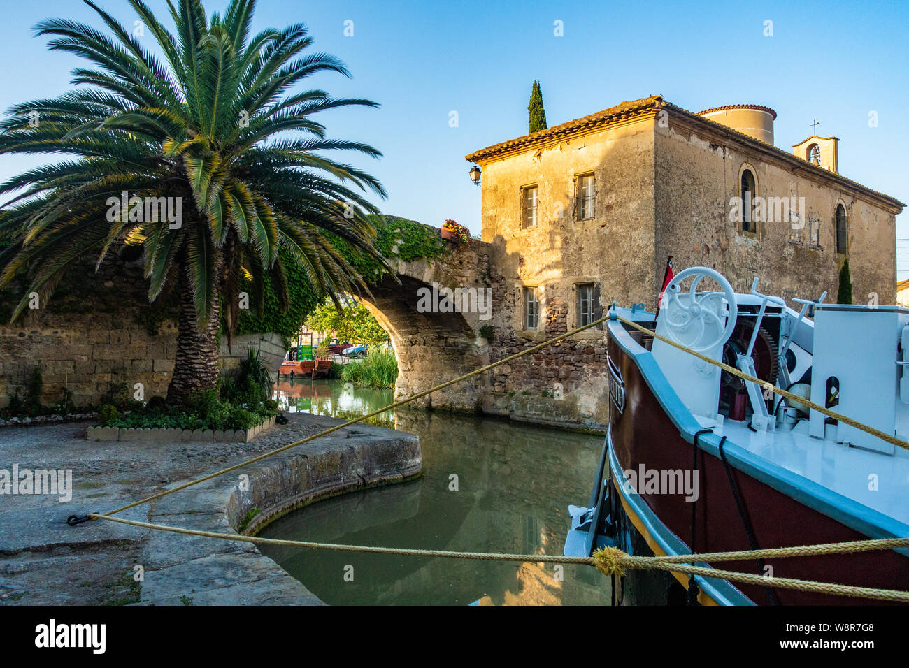 The 17th century Saint-Marcel bridge in Le Somail, France Stock Photo ...