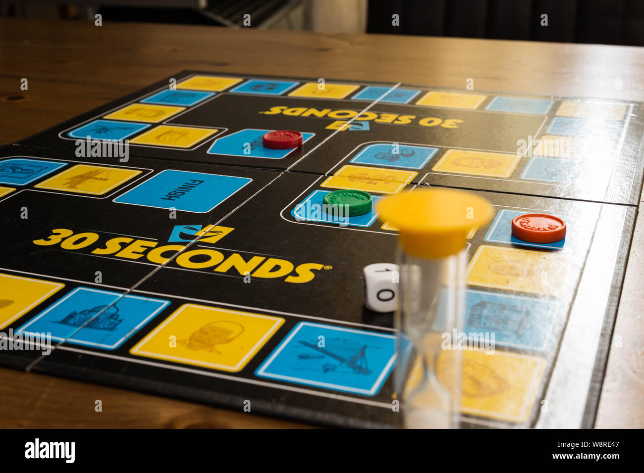30 seconds board game, very fast party game, August 12, The Netherlands ...