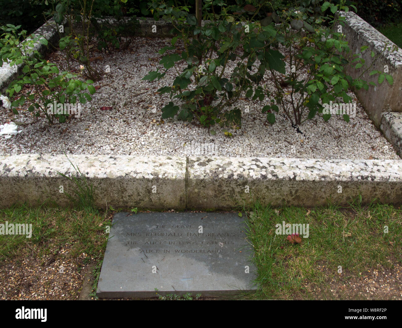 HAMPSHIRE; LYNDHURST; GRAVE OF ALICE LIDDEL (ALICE IN ALICE IN ...