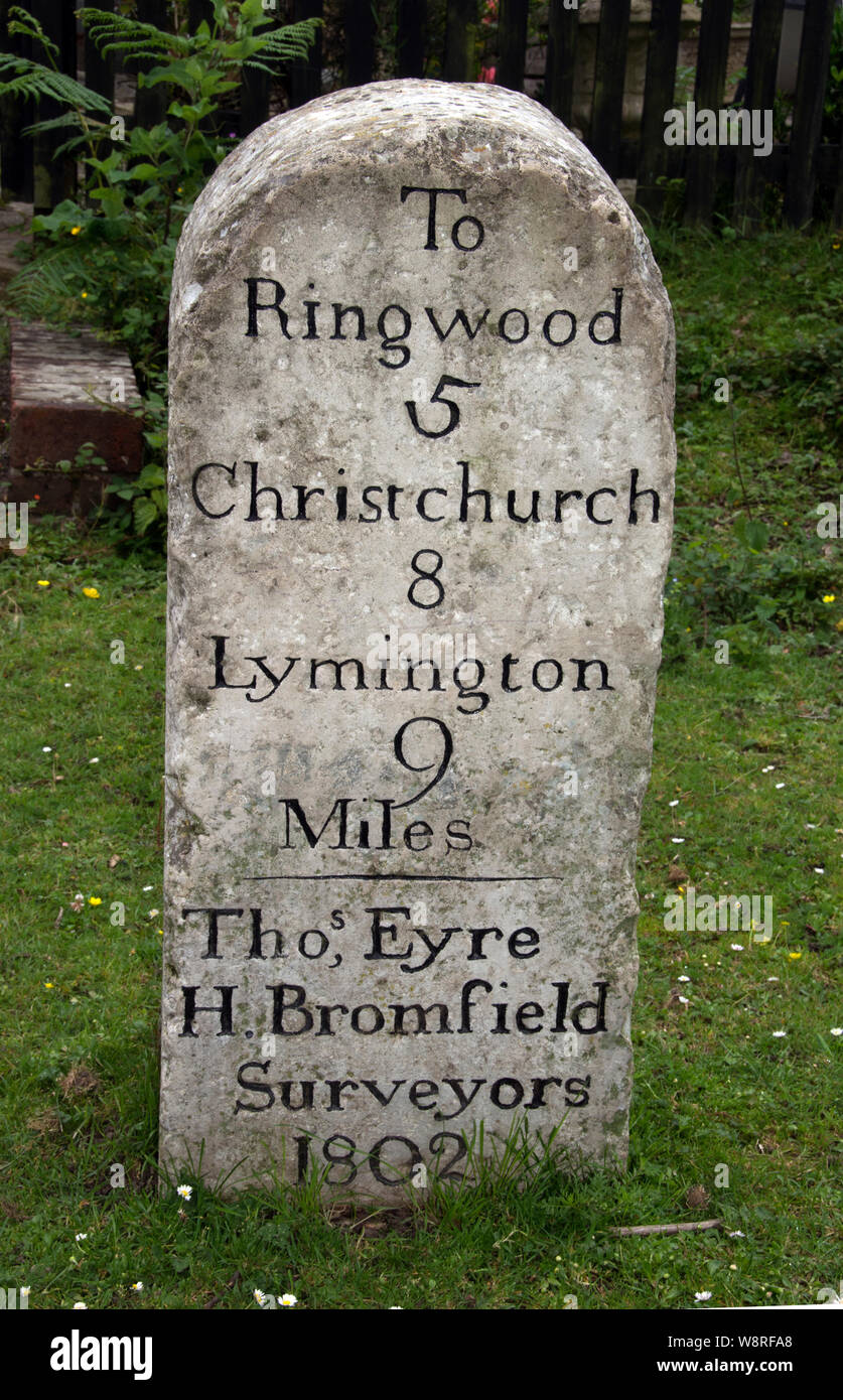 HAMPSHIRE; BURLEY; ANCIENT STONE ROAD SIGN Stock Photo - Alamy
