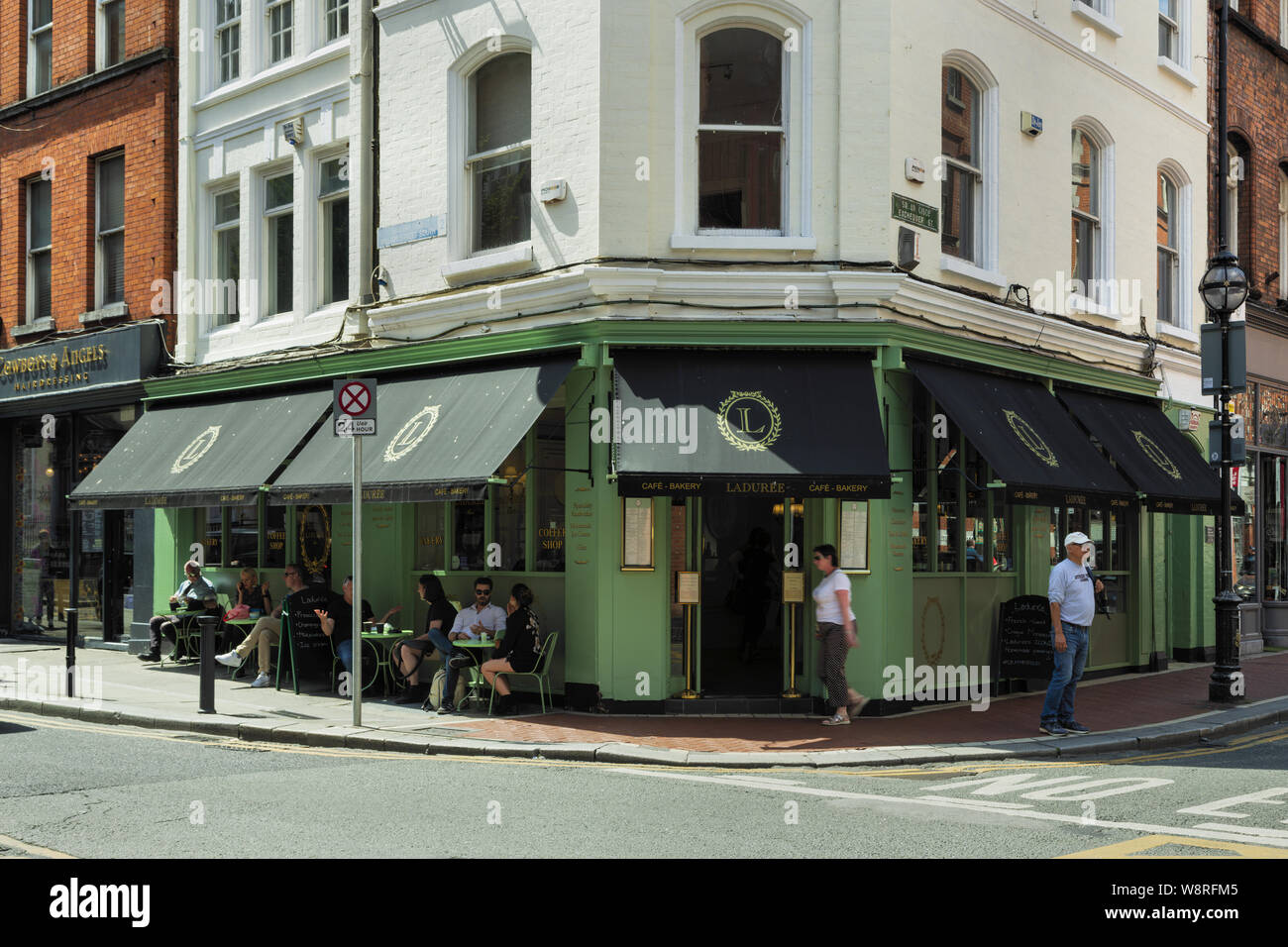 Boulangerie laduree hi-res stock photography and images - Alamy