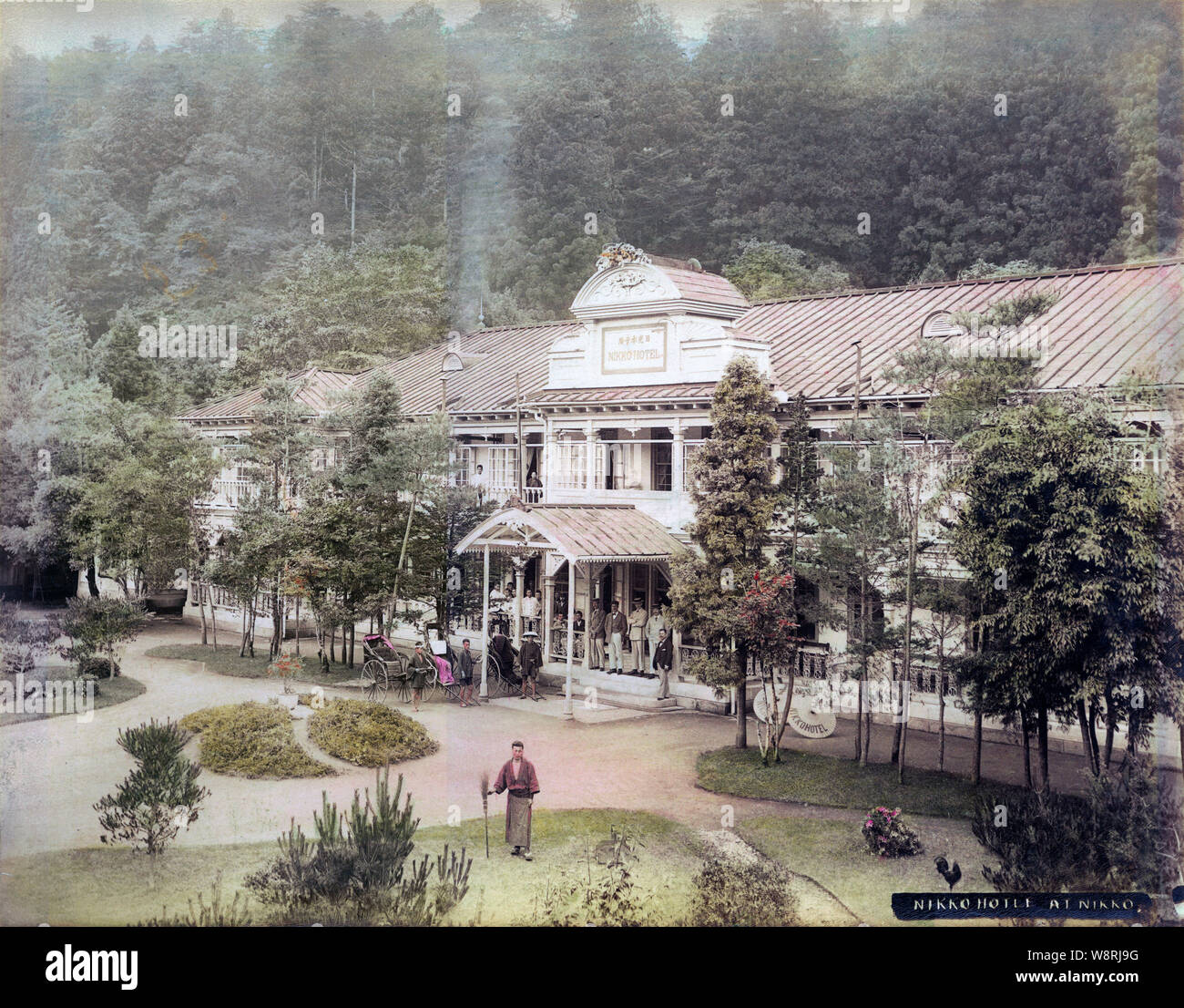 Hotel on fire japan hi-res stock photography and images - Alamy