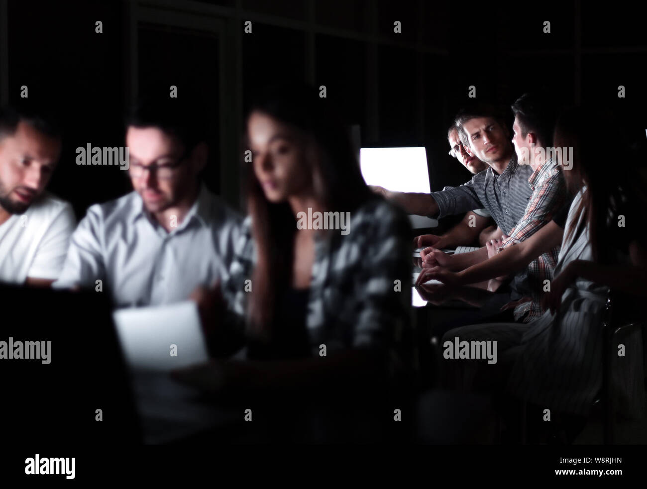Tired employees hi-res stock photography and images - Alamy