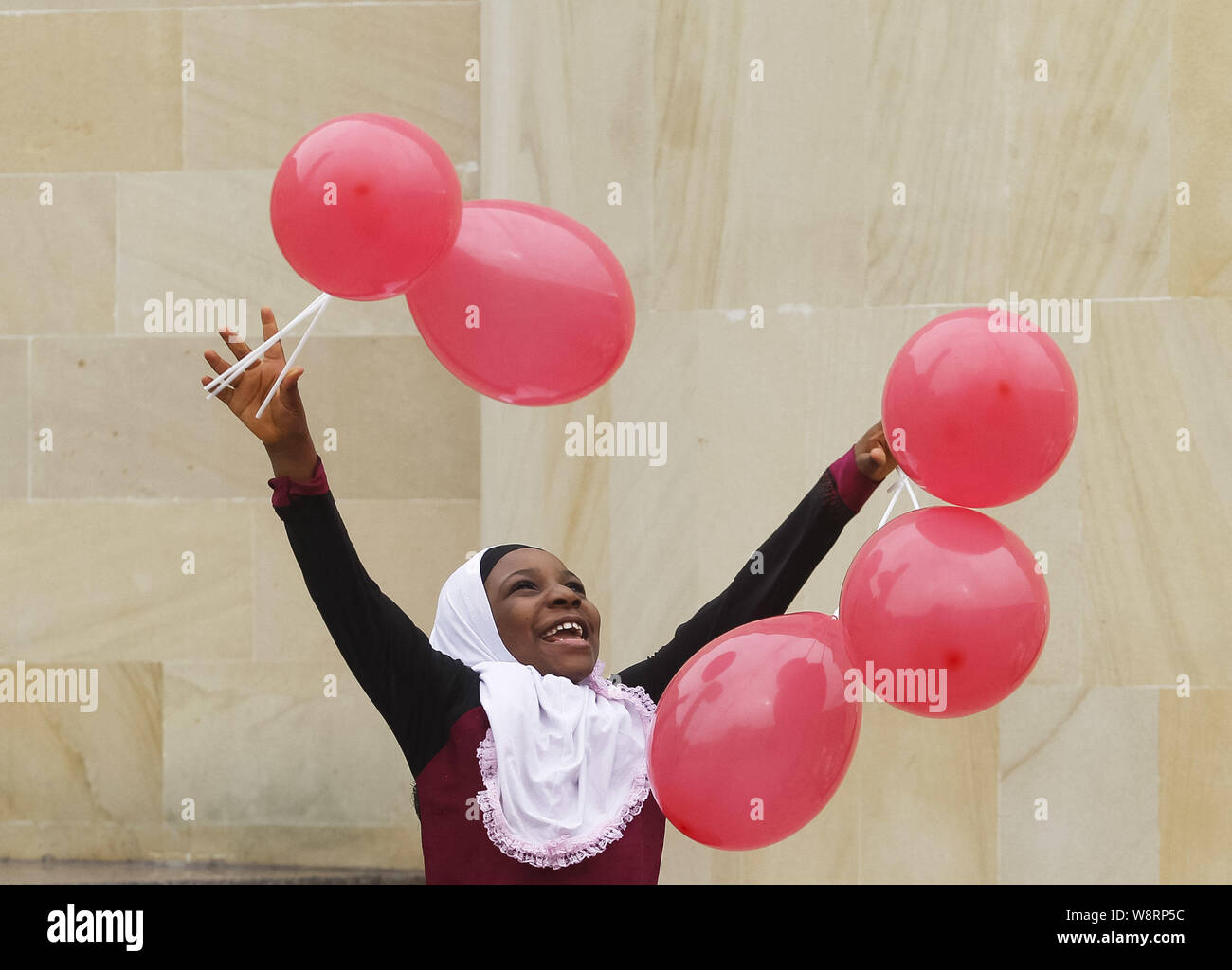 Mosque islam balloons hi-res stock photography and images - Alamy