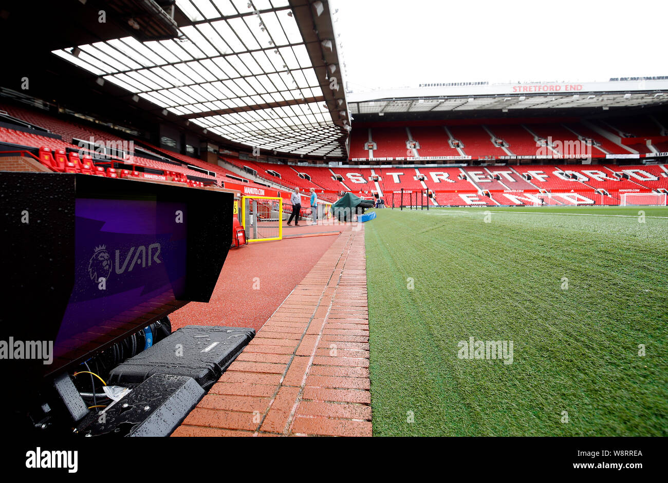Old trafford pitch side hi-res stock photography and images - Alamy