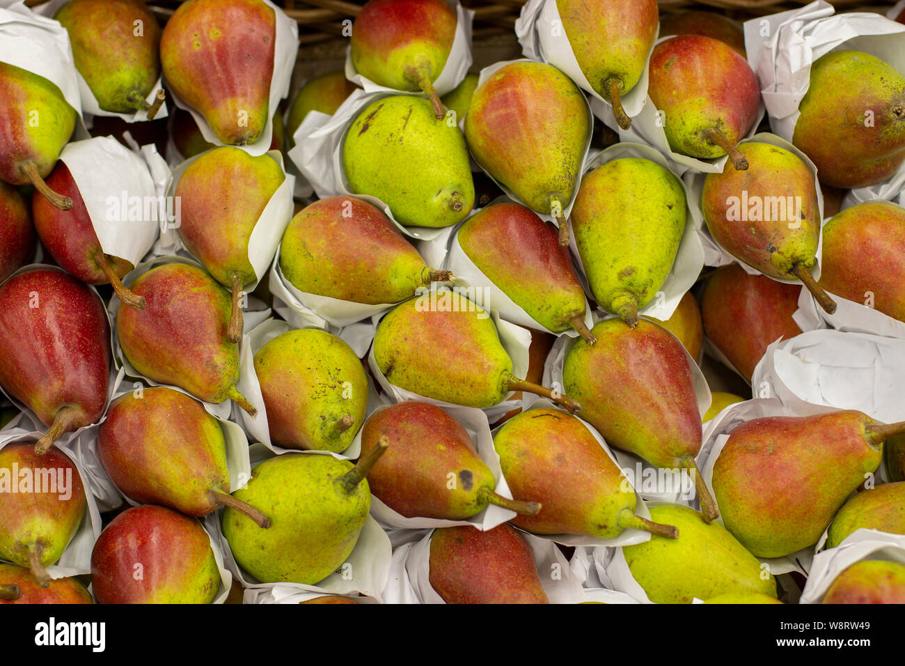 Fruit wrapping hi-res stock photography and images - Alamy