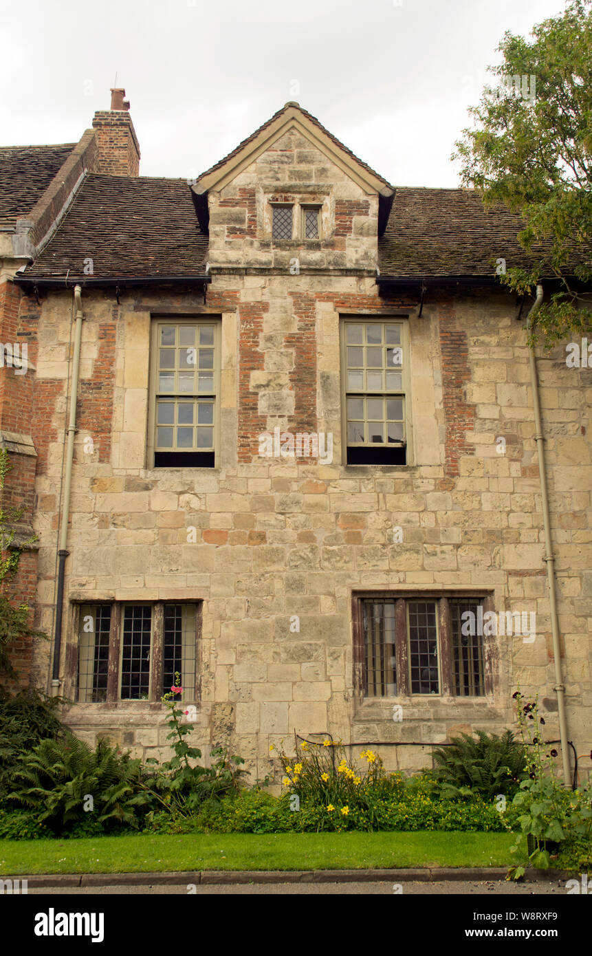 17th century buildings hi-res stock photography and images - Alamy