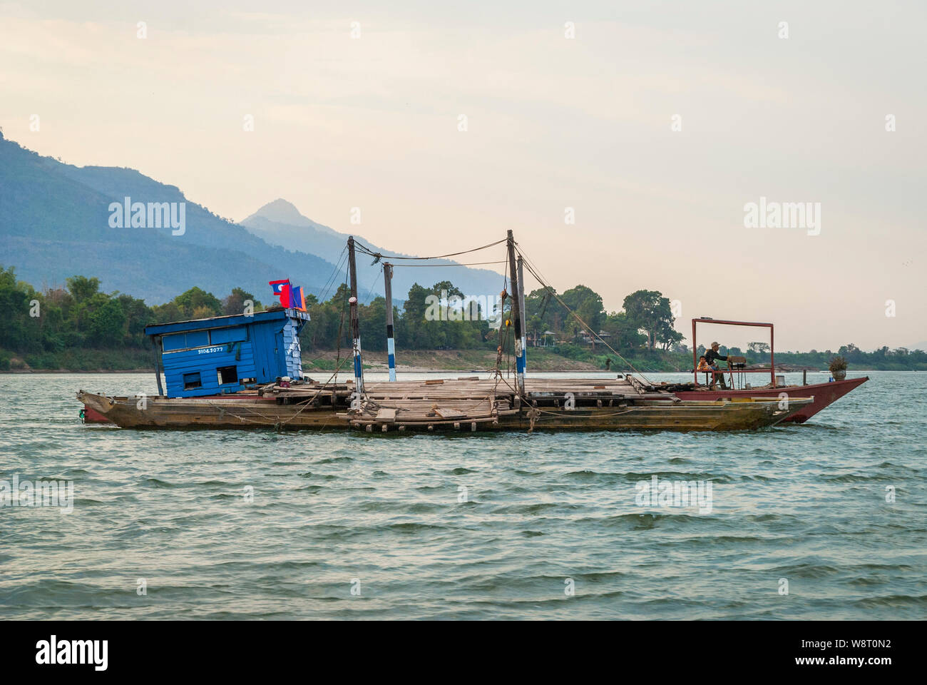 Laos dock hi-res stock photography and images - Alamy