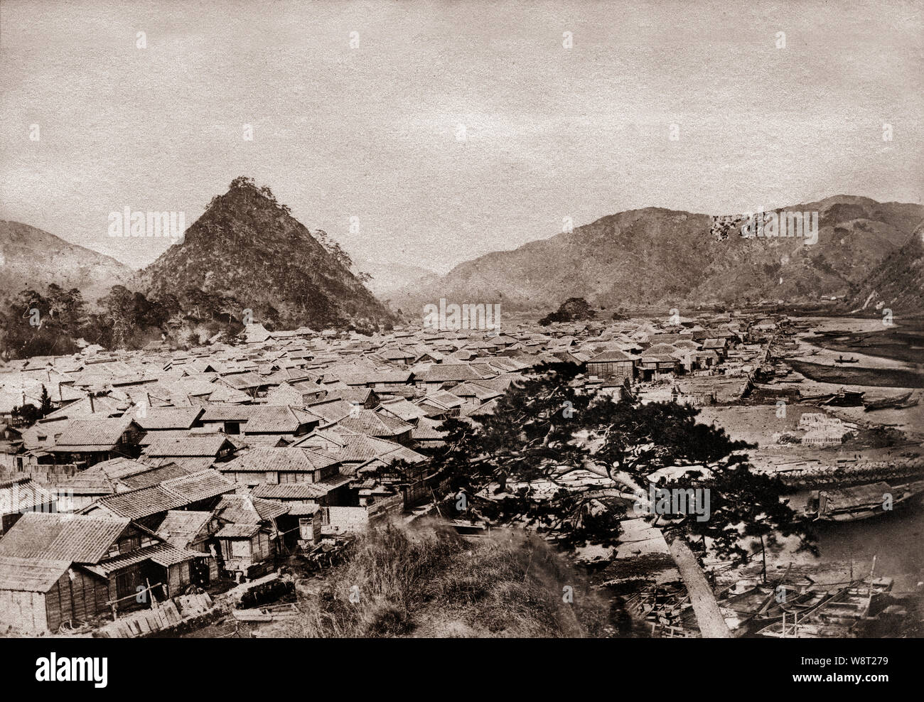 Commodore matthew perry japan hi-res stock photography and images - Alamy