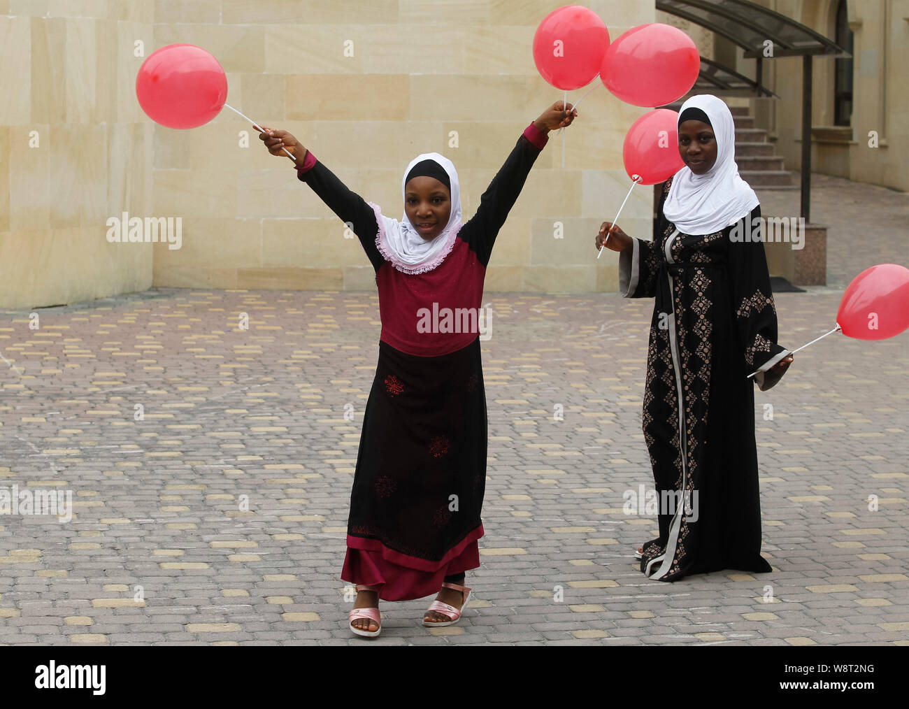 Mosque islam balloons hi-res stock photography and images - Alamy