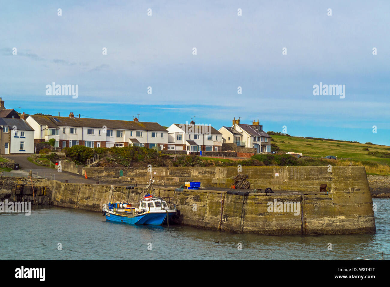Village houses craster hi-res stock photography and images - Alamy