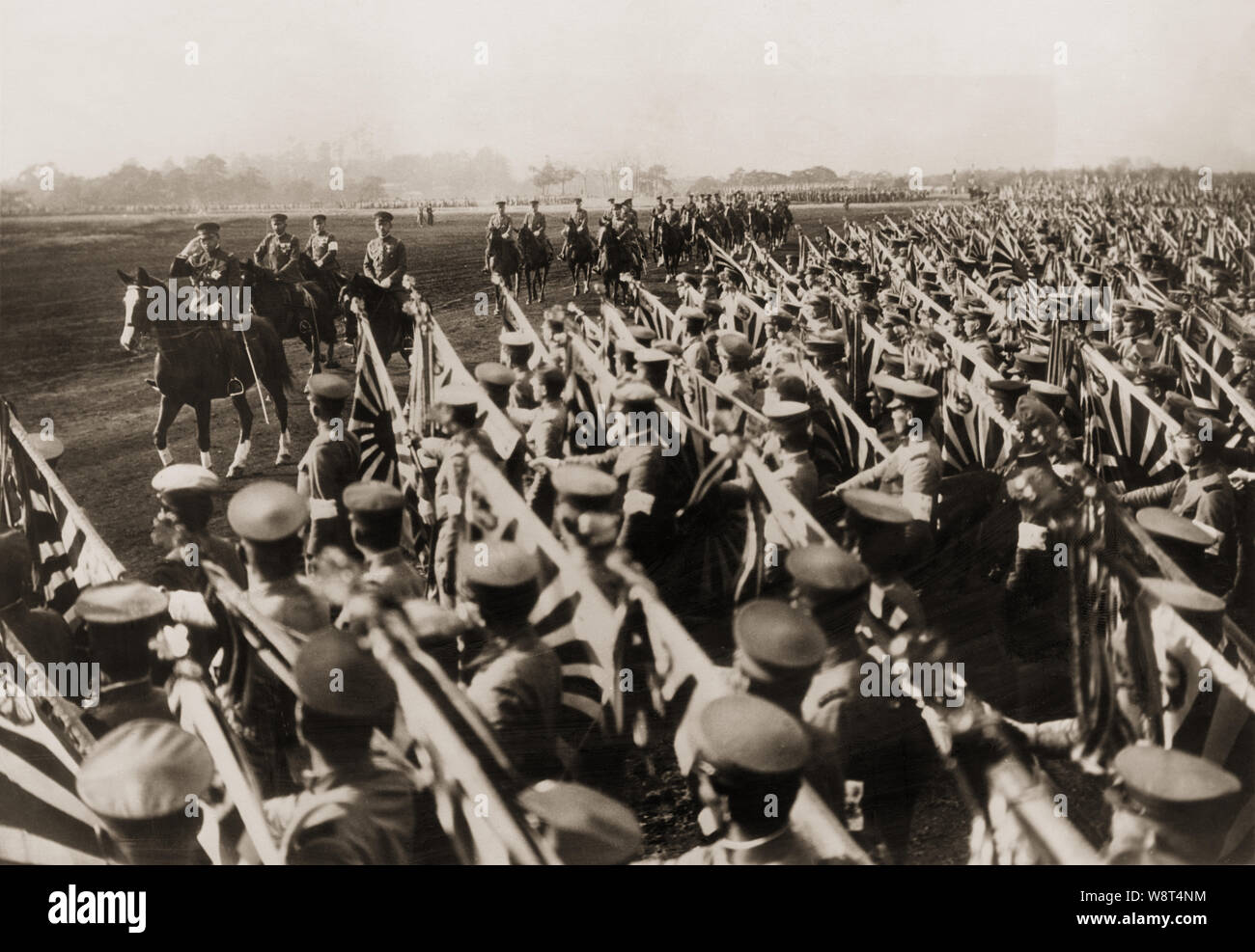 Military parade tokyo hi-res stock photography and images - Alamy