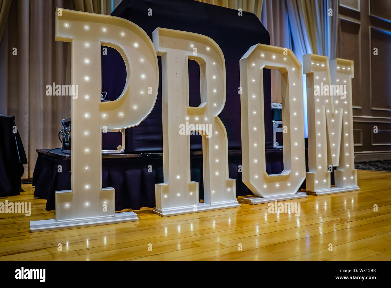 Prom Sign | atelier-yuwa.ciao.jp