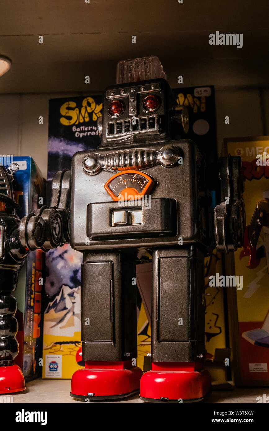 vintage robot toys Stock Photo - Alamy