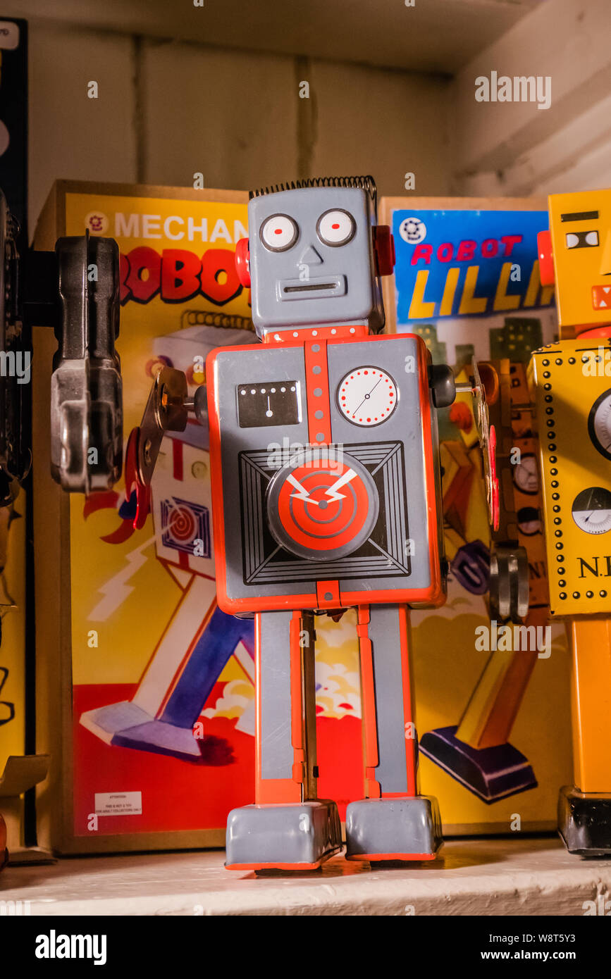 vintage robot toys Stock Photo - Alamy