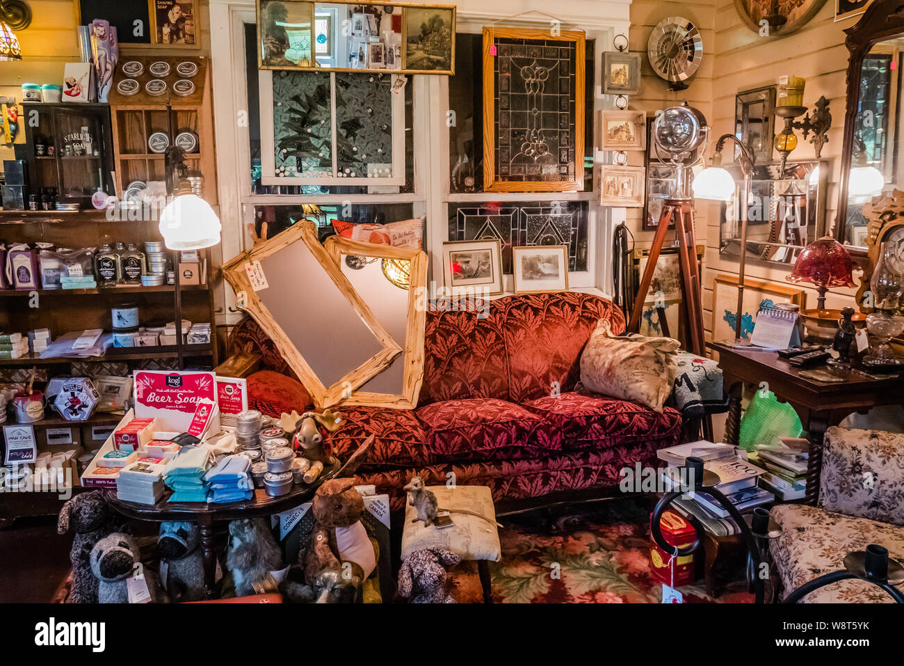 inside antique shop Stock Photo - Alamy