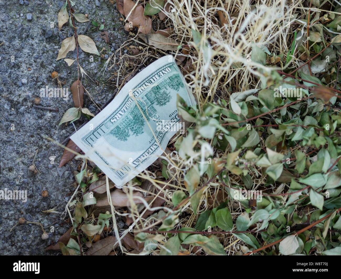 Lost Valuables High Resolution Stock Photography and Images - Alamy